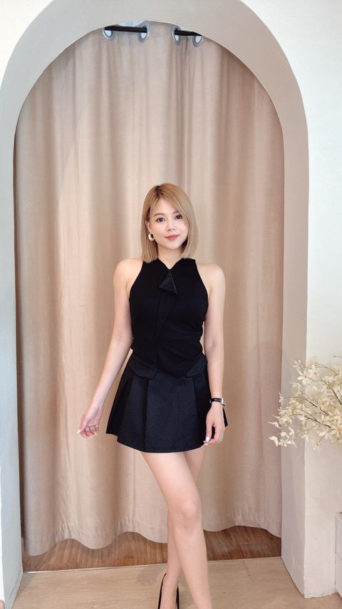 520019 Front Design Top – Angel Dress