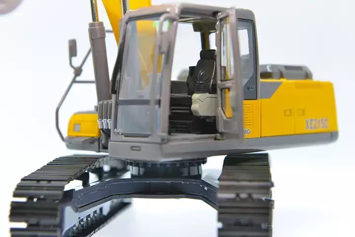 XCMG XE215 EXCAVATOR – Inconst