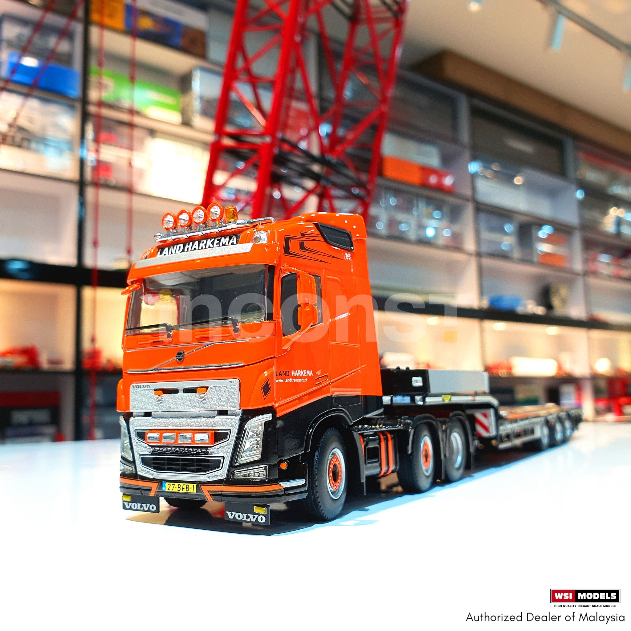 LAND HARKEMA; VOLVO FH 4 GLOBETROTTER XL 6X2 TWIN STEER SEMI LOWLOADER ...