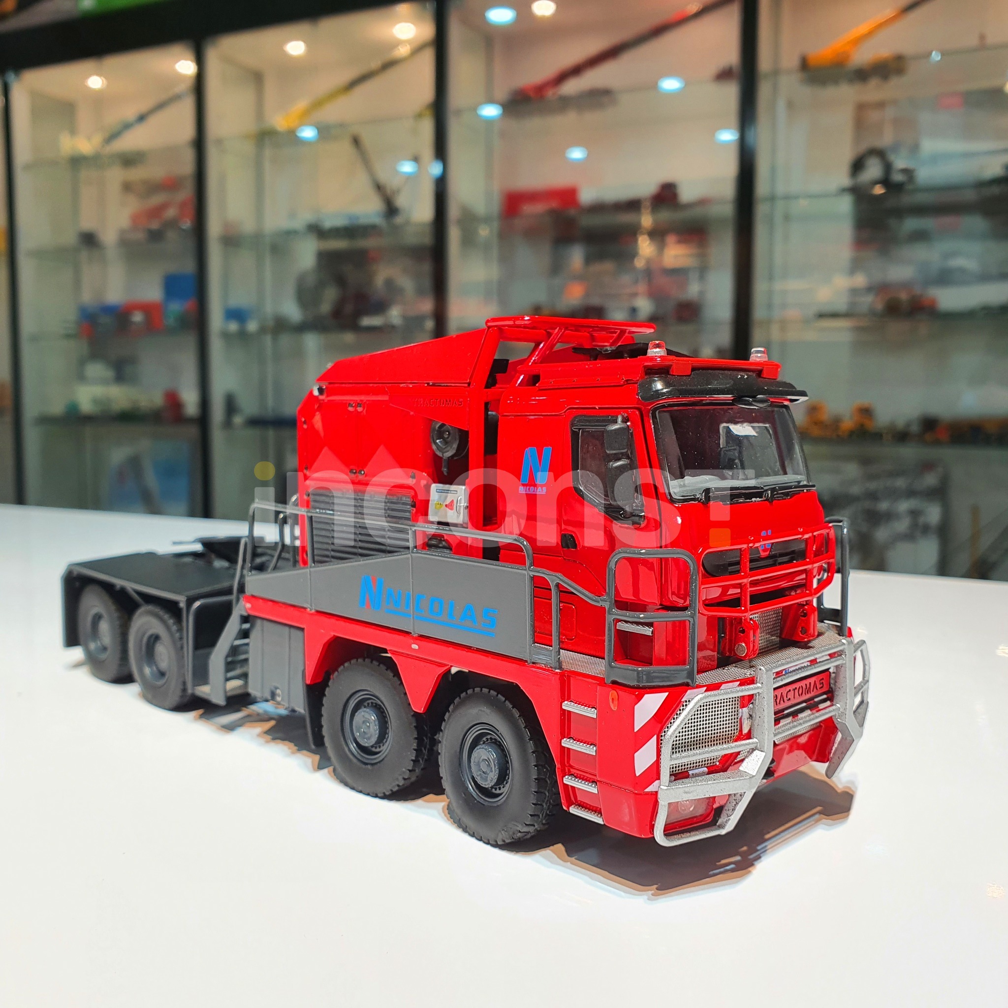 NICOLAS TRACTOMAS HEAVY TRUCK - RED – Inconst