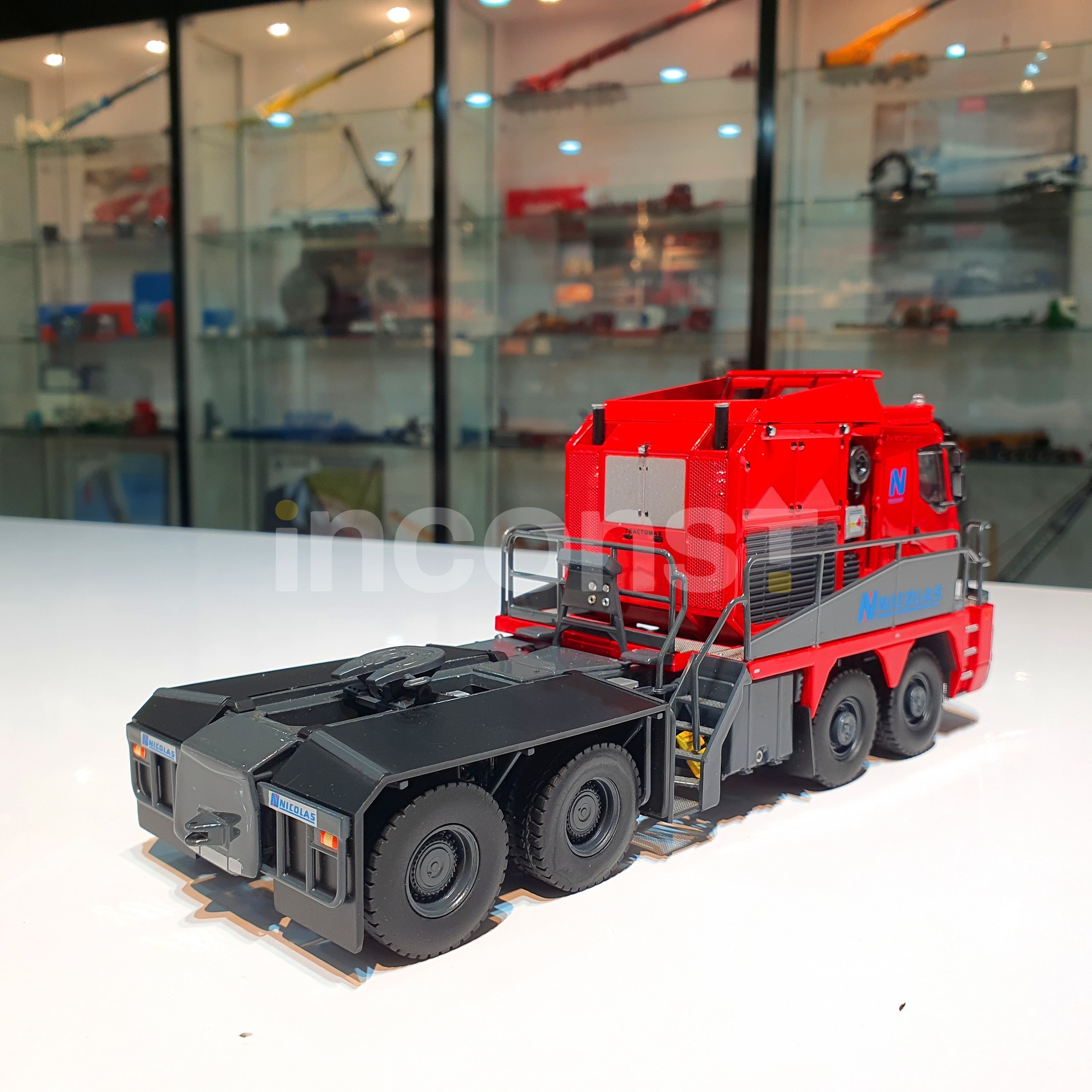 NICOLAS TRACTOMAS HEAVY TRUCK - RED – Inconst