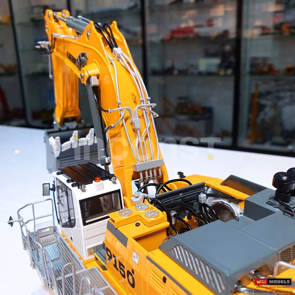 PREMIUM LINE; LIEBHERR R9150 YELLOW 2023 – Inconst