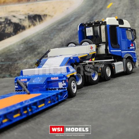 BAETSEN; MERCEDES BENZ ACTROS MP4 BIG SPACE 8X4 LOW LOADER PENDEL X ...