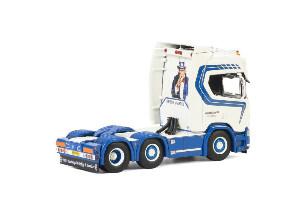 HENRIK SKAARUP; SCANIA R HIGHLINE CR20H 6X2 TWIN STEER – Inconst
