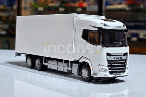 White Line; DAF XG RIGED REEFER TRUCK 6X2 TAG AXLE – Inconst