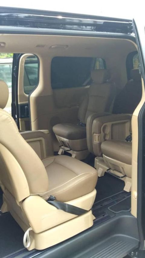 Hyundai starex 11 seater – Apex Empire