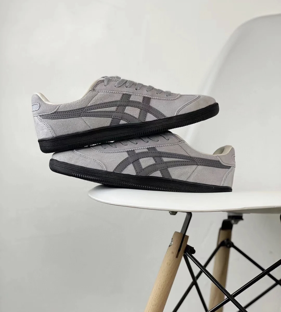 Onitsuka Tiger Tokuten 'Grey' – Sunrise.tw