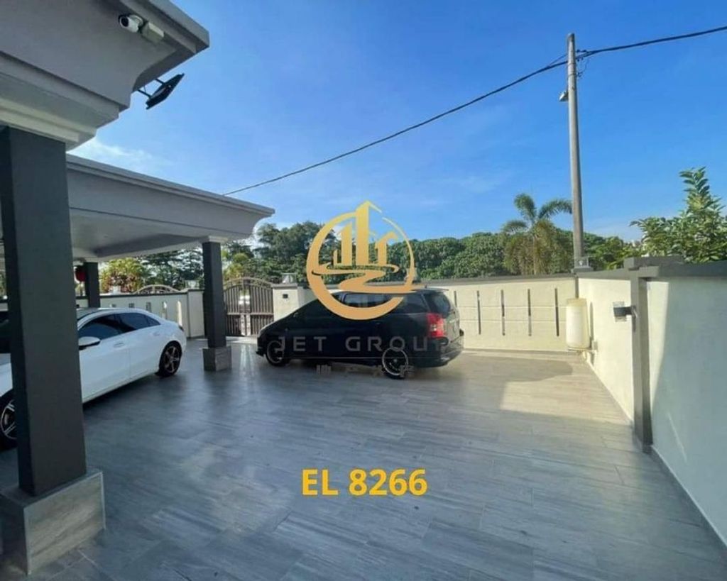 Fully Renovated Facing Open Teluk Pulai Klang 40x80 Double Storey Semi-D House 7Rooms – Taniel ...