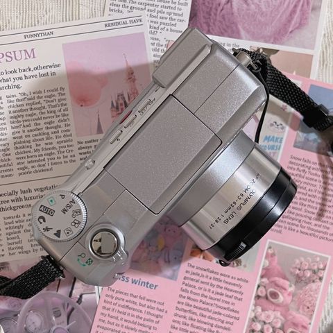 Olympus C-765 with box – Ones Studio