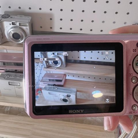 Sony cybershot W210 rare pink – Ones Studio