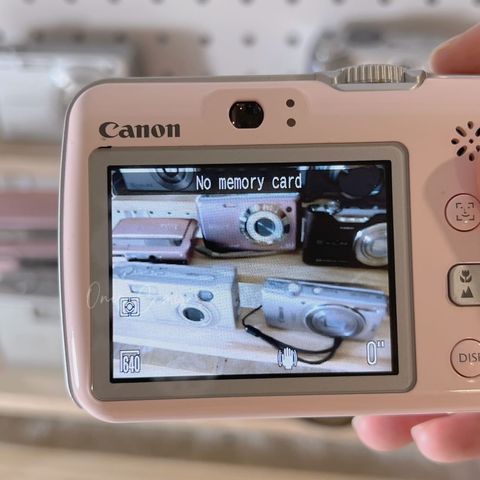 Canon Powershot E1 rare pink full box – Ones Studio