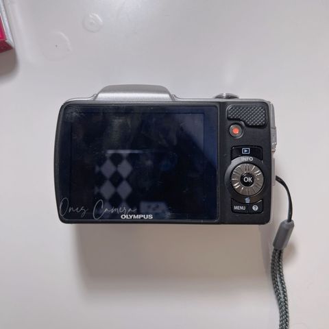 Olympus SZ20 Full Box – Ones Studio