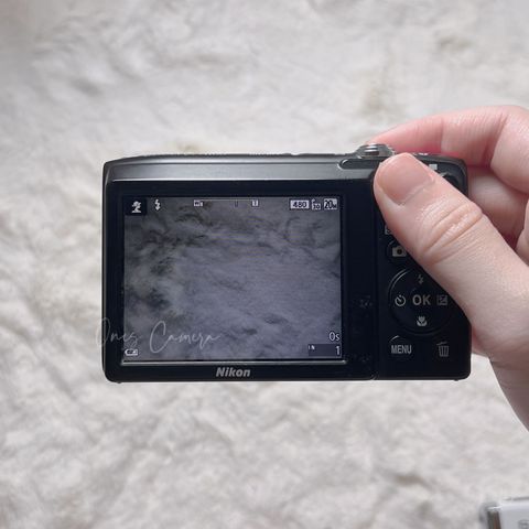 Nikon Coolpix A100 – Ones Studio