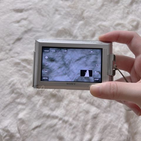 Sony cybershot T77 – Ones Studio