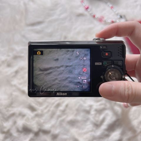 Nikon Coolpix S6000 – Ones Studio