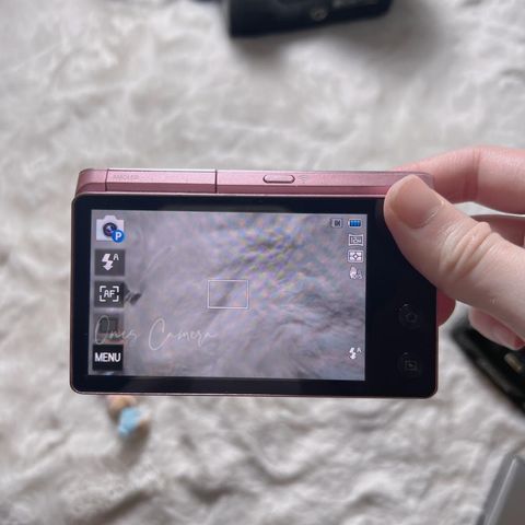 Samsung Mv900f Flip Rare Pink – Ones Studio