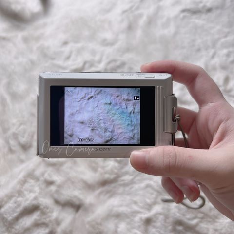 Sony Cybershot T90 rare white – Ones Studio