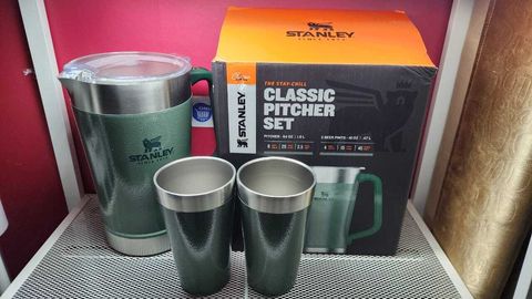Stanley Chill Classic Pitcher Set Hammertone Green. Authentic item frm ...