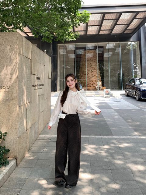 1557 Korean Style Round Neck Ribbon Blouse – The Goodly