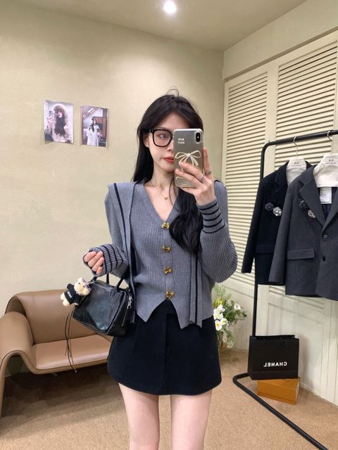 1968 Preppy Style Knit Top with Shawl Set – The Goodly