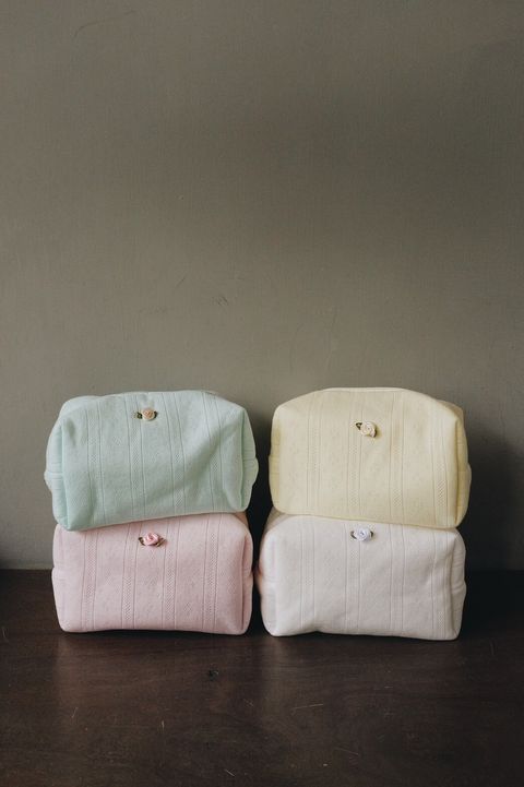 Rose Garden 小玫瑰布面化妝收納包 – Wear-Meadow