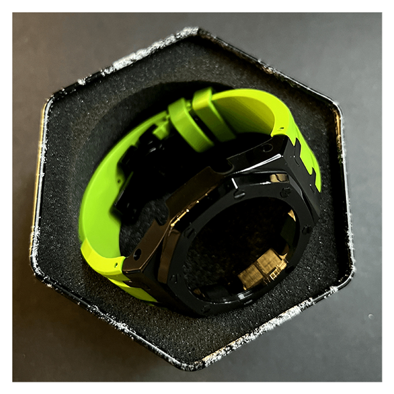 Black Bezel Green Rubber Strap (AP) – GWM Store Official