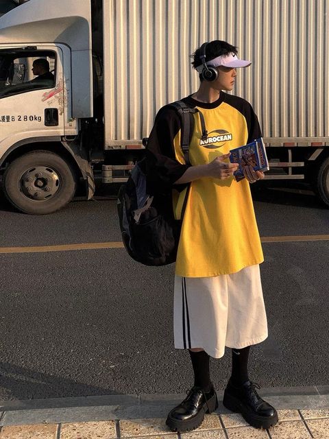 Aurocean 重磅美式復古黑黃拼接短袖 – HSOCONCEPT