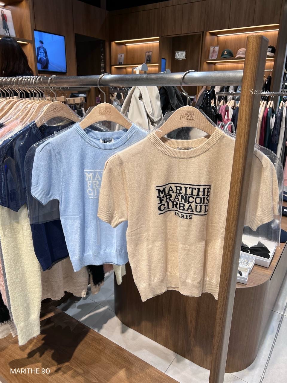 MARITHE 90 女款 针织毛衣 – JOYMI OFFICIAL