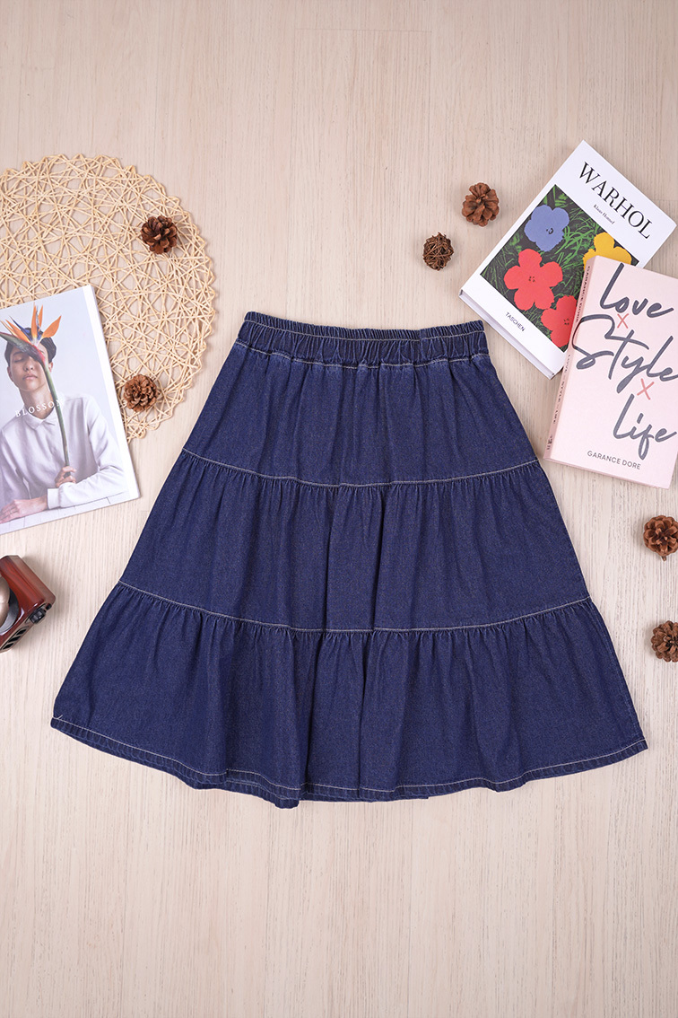 Waistband Crinkle Tiered Denim Skirt (Medium Denim) – MIYACO