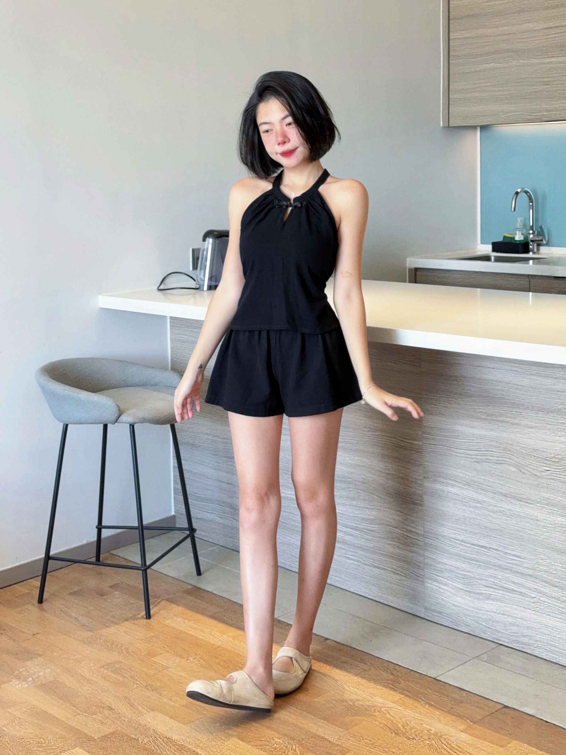 Soft linen halter cheongsam top - black – Himawari Studio