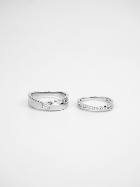 BECCA Moissanite Silver Ring – Sarabella - Moissanite Jewelry Store