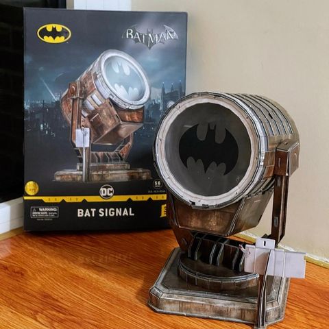 DC 蝙蝠俠 蝙蝠探照燈 Bat Spotlight 拼圖模型 – ADJ’s TOY雲朵玩具