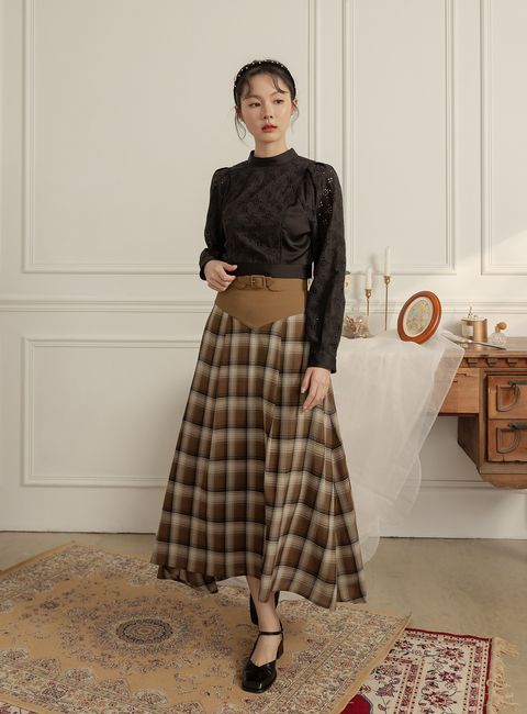 阿德萊德小屋，扣環腰封格紋長裙(咖啡) – Mallothi