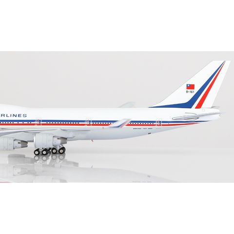 Kylinn 1/400 中華航空 B747-400 國旗塗裝 B-161 K744CAL01 – Skyline Model 天際模型 ...