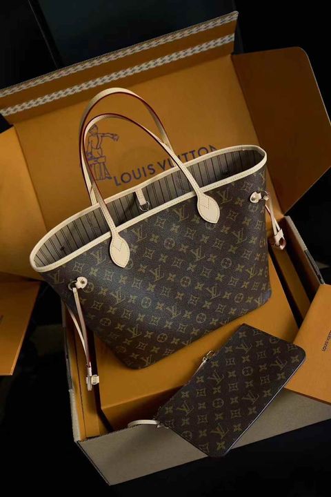 LOUIS VUITTON – Manmanin LOUIS VUITTON – Manmanin