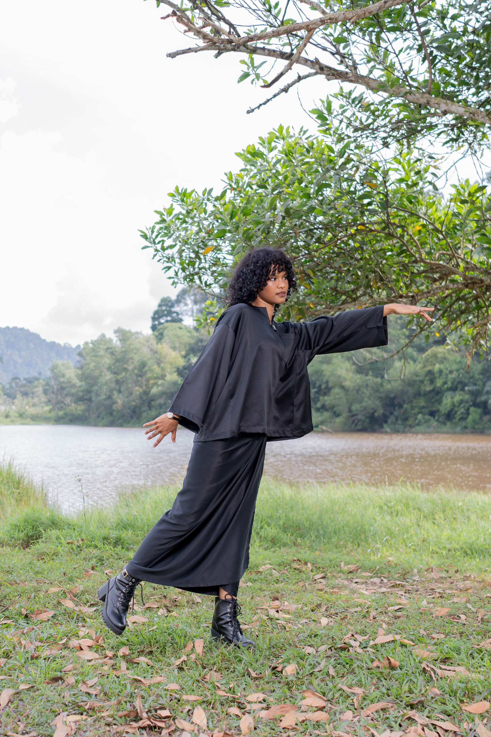 Rumi Sarong in Black – Selcouth Store