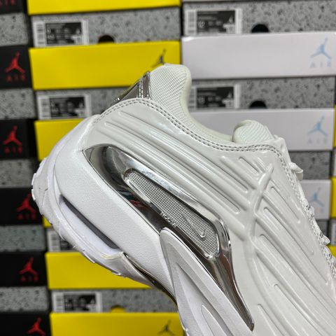 NOCTA HOTSTEP 2 WHITE SILVER – MeowReps