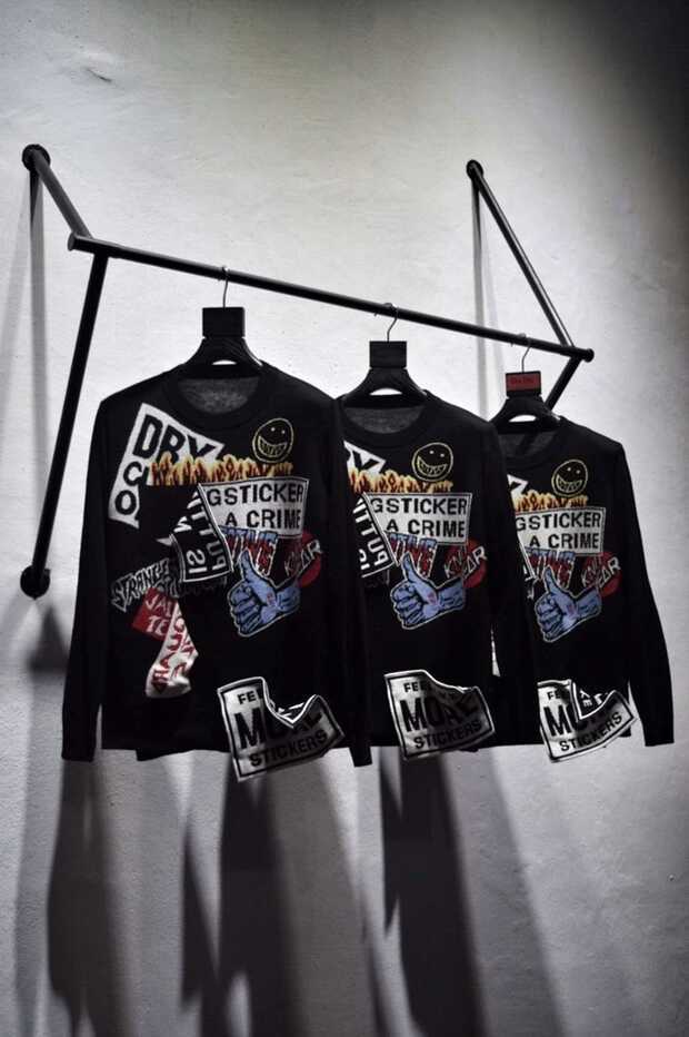 Indie Designs Logo Stickers Sweater – Indie Designs Clothing