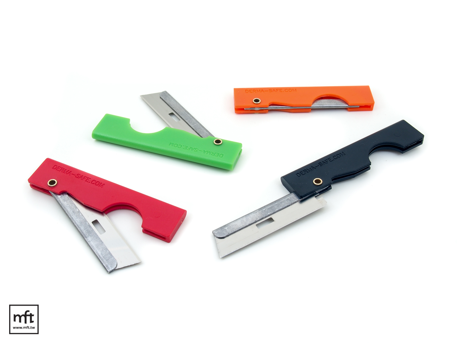 🇺🇸美國 Derma-Safe Folding Utility Razor 小折刀 – MFT