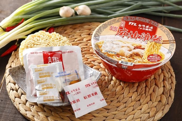 Taiwan Ttl Sesame Oil Chicken Noodle Bowl 【台湾烟酒】 台酒麻油雞麵 紙碗