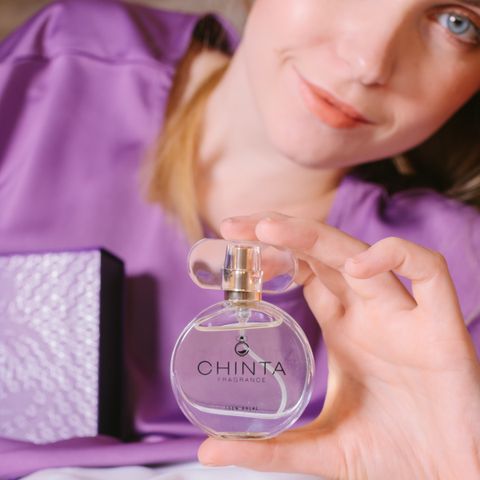 100% HALAL PERFUME Chinta Fragrance ADORE ( EDP ) – RONA JINGGA