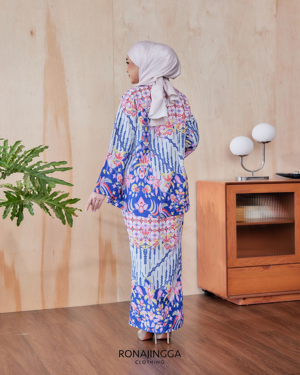 AURA Premium Cotton Batik Print Loose Kebaya – RONA JINGGA