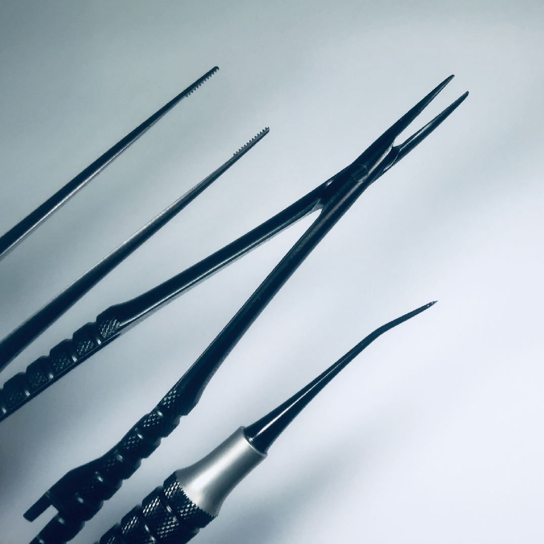 Microsurgery Kit Black Coating Basic – SENKA Dental Supply