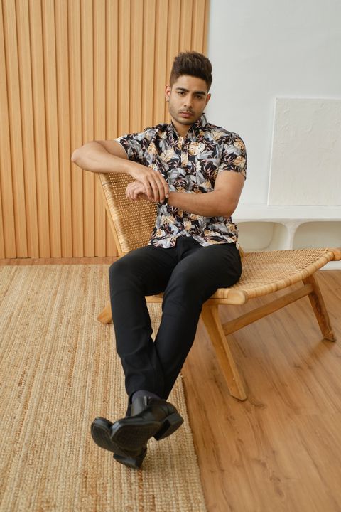 I Am Famous Slim Fit Shirt – iamfamous.my