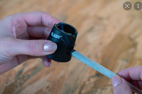 RAW Cone Snuffer – Supreme Tobacco and Cigar House