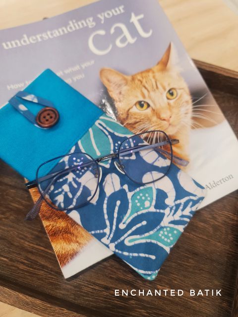 Batik Glasses Pouch – Enchanted Batik