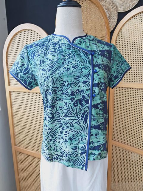 Sophia Top – Enchanted Batik