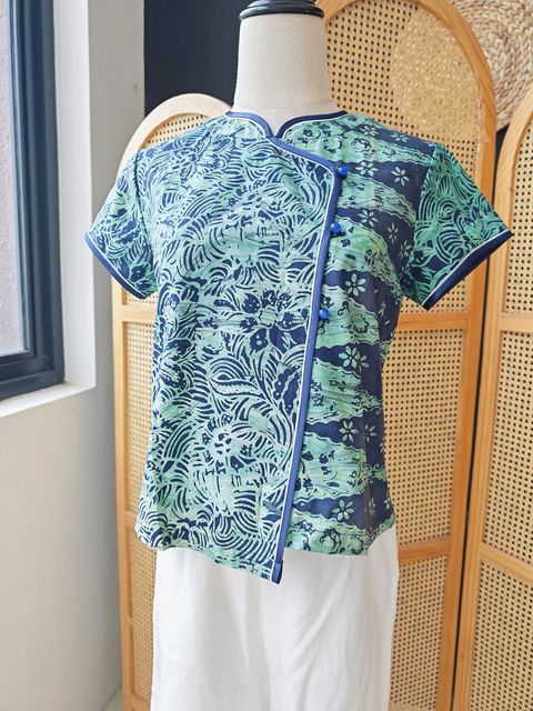 Sophia Top – Enchanted Batik
