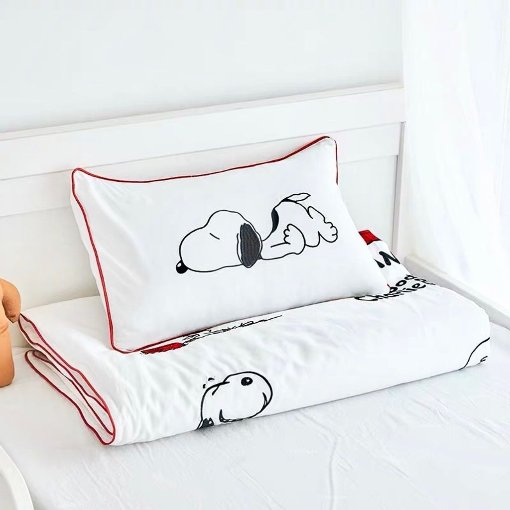 Snoopy Getting Ready For Bed