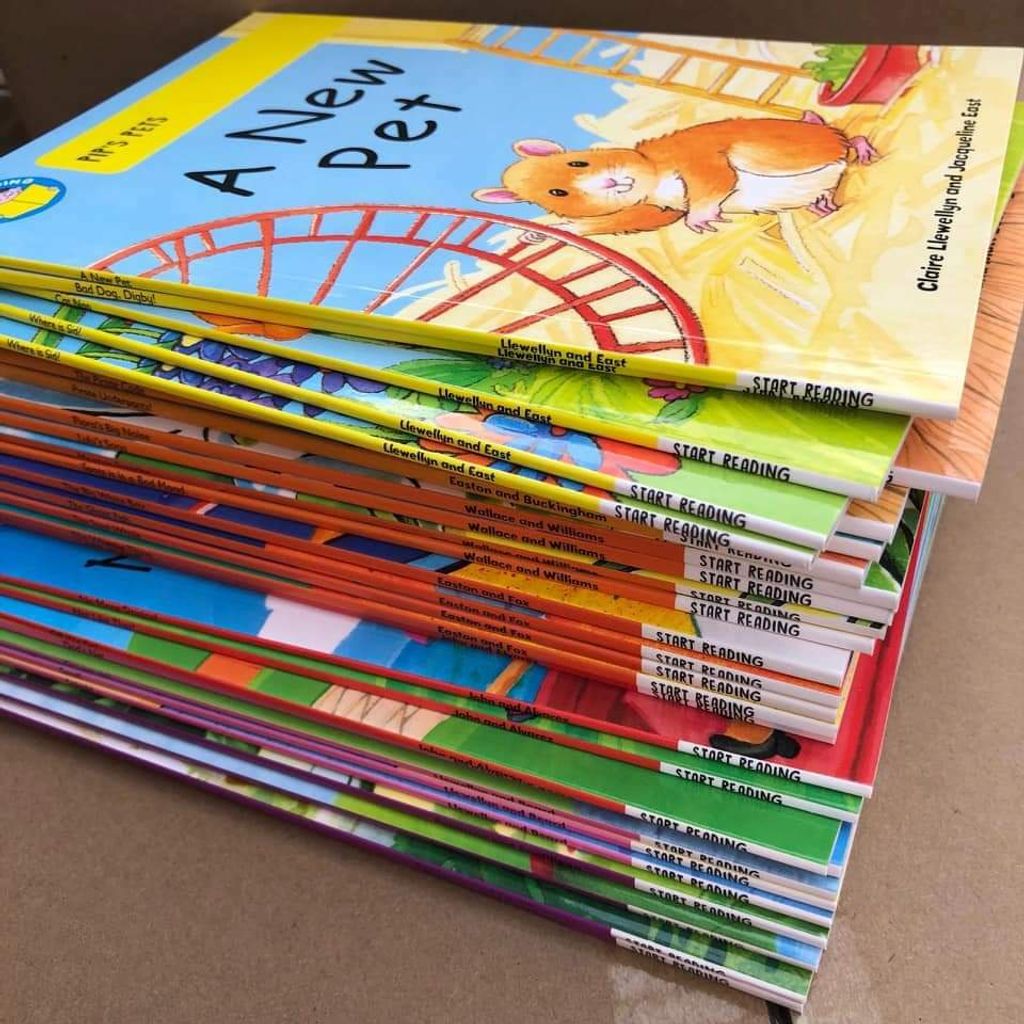 UK GENUINE START READING BOX SET 52 BOOKS – LITTLE BOOK LOUNGE